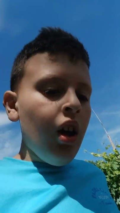 Momento Saliente Danuel Al Campo Nel Cimitero Youtube