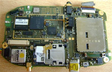 Openmoko Smartphone Reborn As Hackable Gta04