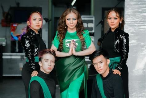 Lagu Masuk Ajl38 Shiha Zikir Hairan Pencapaian Sering Dipertikai