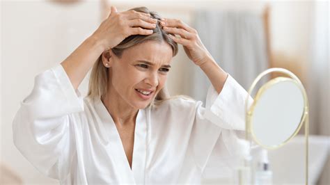 Whats The Difference Between Dandruff And Seborrheic Dermatitis