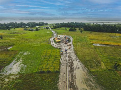 Pipeline Across Subhansiri River