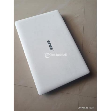 Laptop Notebook Asus X200m Bekas Bagus Ram 2GB Harga Nego Di Solo TribunJualBeli Com