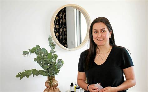 À Pommerit Le Vicomte Marion Rouault Crée Son Institut Desthétique Le Télégramme