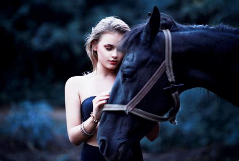 Beautiful Girl With Horse Wallpapers Hd Desktop And Mobile Backgrounds