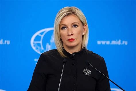Захарова назвала лицемерием призывы США к мирным переговорам по Украине
