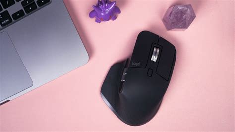 Logitech Mx Master S Review Ugly But The Ultimate Office Mouse Soyacincau