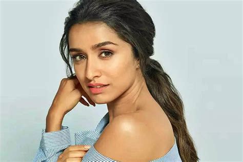 Shraddha Kapoor Ignores Her Ill Health And Heads To Lucknow To Fulfil A
