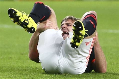 In Photos Luke Shaw Suffers Serious Leg Injury The Globe And Mail