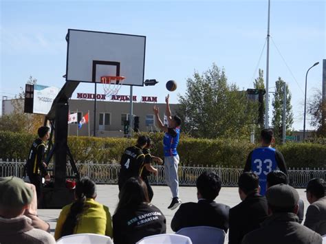 ХЭРЭГЛЭГЧЭЭ СОНСЪЁ НЭЭЛТТЭЙ ХААЛГАНЫ ӨДӨР СҮХБААТАРЫН ТАЛБАЙД ЗОХИОН БАЙГУУЛАГДАЖ БАЙНА