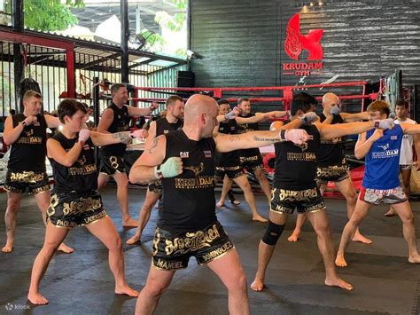 15 Hour Kru Dam Muay Thai Class Join In Or Private In Bangkok Thailand Klook Australia