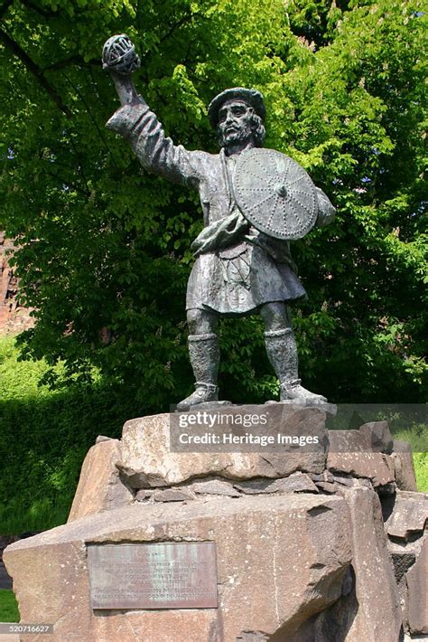 Rob Roy Statue Stirling Scotland Robert Roy Macgregor Also Known
