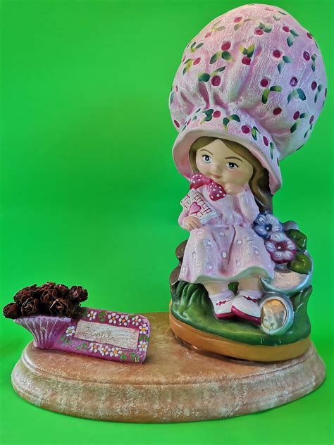 Над 2 безплатни изображения за Labubu Muñeca и Muñeca Pixabay