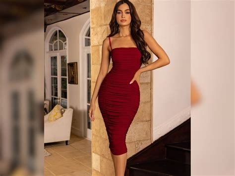 Perfect Hourglass Shape Dresses For Summers