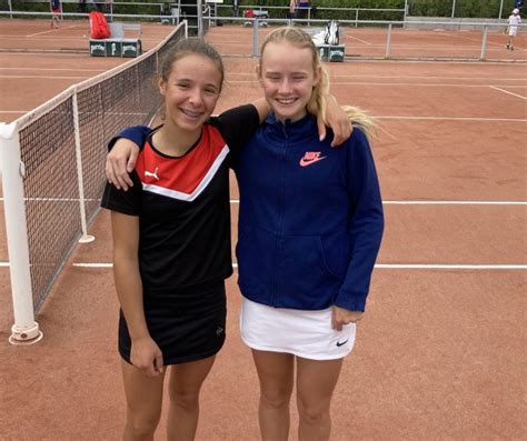 Tennis [championnats Dile De France] Cindy Langlais Remporte Le