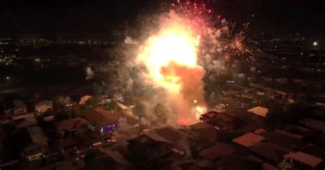 3 Maut 20 Cedera Akibat Letupan Bunga Api Di Hawaii Buletin Tv3 Malaysia