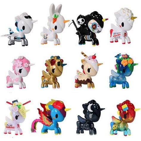 tokidoki | Vinyl art toys, Cute toys, Art toy