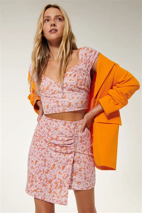 Picture Of Julia Symonds