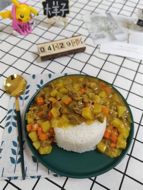 【咖喱牛肉饭的做法步骤图，咖喱牛肉饭怎么做好吃】一只大羊子下厨房