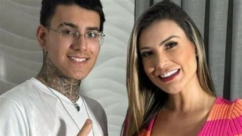 Filho de Andressa Urach para de gravar vídeos pornôs da mãe e revela real motivo