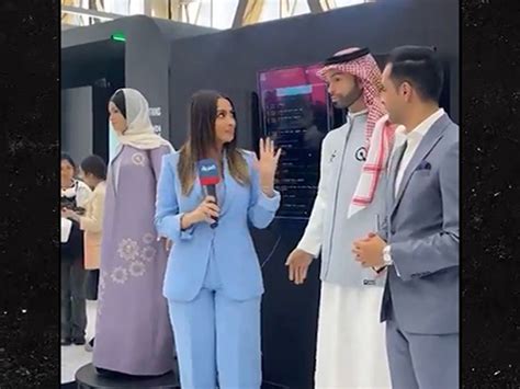 Saudi Arabias First Male Robot Touches Female Reporters Butt