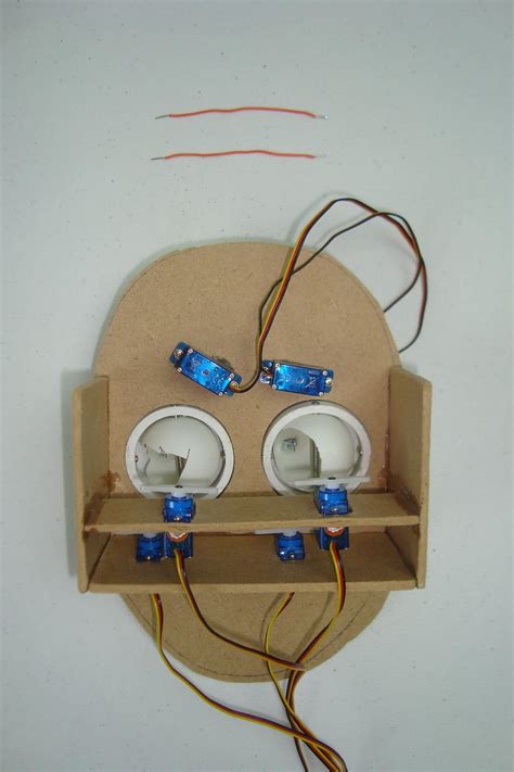 Animatronic Eyes Servo Hardware Pyroelectro News Projects