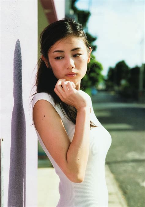 Nao Kanzaki And A Few Friends Moemi Katayama Ningyo Photobook Scans
