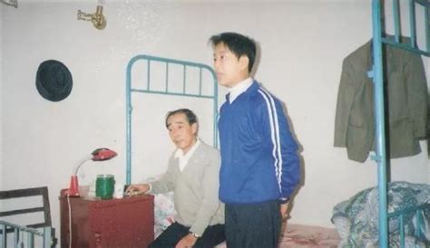 戏码头那些角儿言派老生青春版陈圣杰 搜狐大视野 搜狐新闻