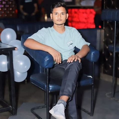 Anshul Singh Anshulsingh2943 • Threads Say More