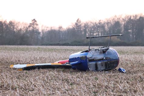 hubschrauber stürzt neben a59 bei meindorf ab