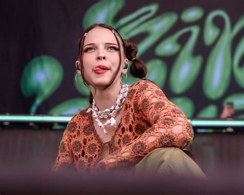 Nina Chuba Nina Chuba 218 Die Deutsche Rapperin Und Sängerin Hat Ihr Junges Publikum