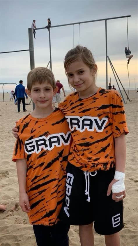 Nidal And Jiji Wonder In Cute Guy Pics Hottest Guy Ever Cute Guys