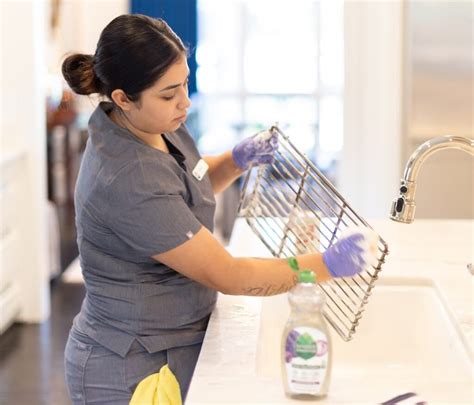 Clean Your Fridge Step By Step Guide To A Spotless Refrigerator