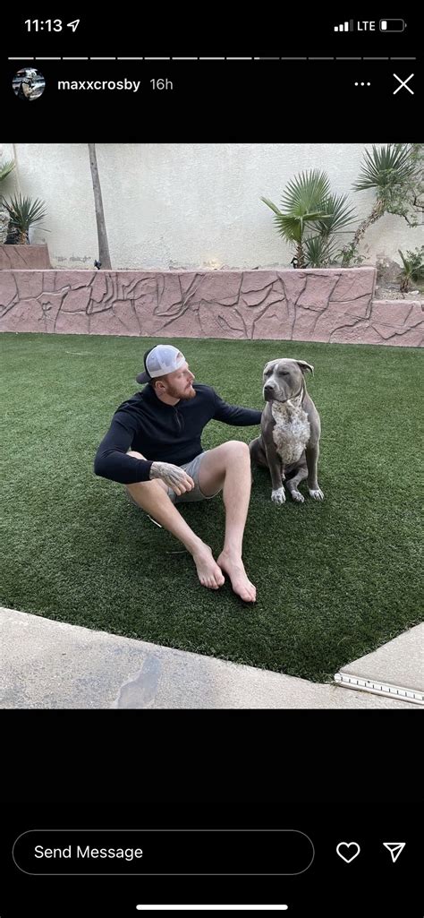 Maxx Crosbys Feet