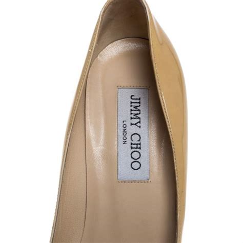 Jimmy Choo Cream Patent Leather Cosmic Platform Pumps Size 39 Jimmy