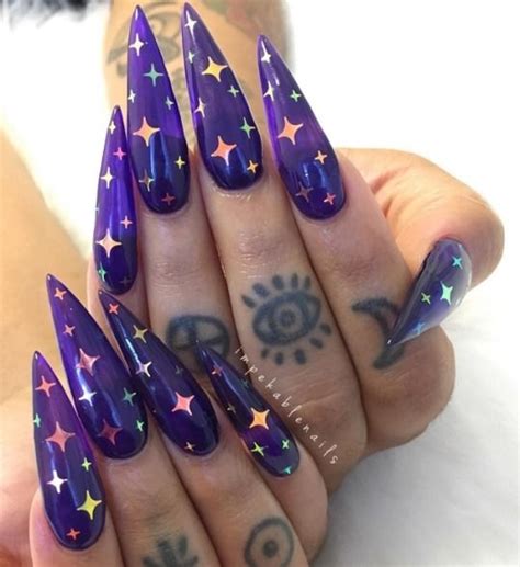 Ousadas E Afiadas Confira Essas Inspirações De Unhas Stiletto