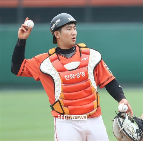 54억 포수 타이틀 의식했나 거품이란 말 안 나오게