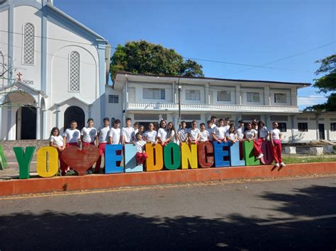 Institución Educativa Corinmaculado de El Doncello realizó día sin carro y sin moto Linda Stereo