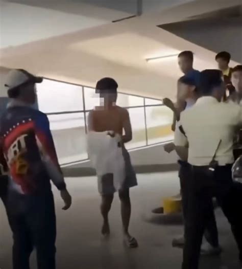 Heboh Beredar Video Dua Sejoli Kepergok Mesum Dalam Suv Di Area