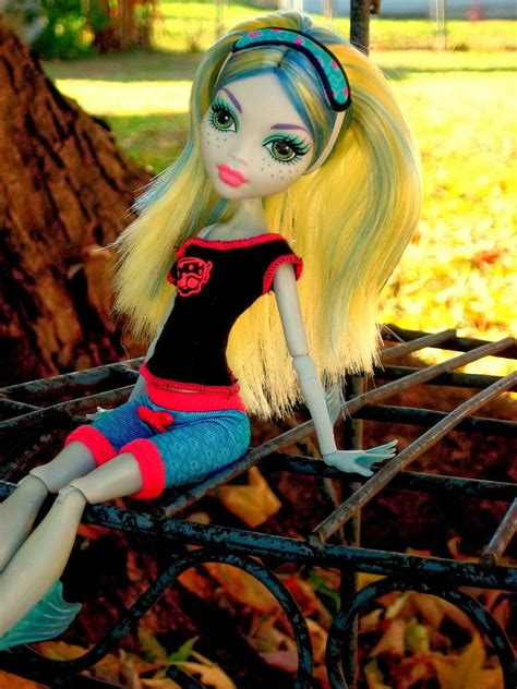 Voicething Review Dead Tired Lagoona Blue Wave Three