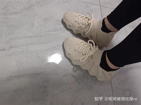 有哪些运动鞋穿一天脚都很舒服？