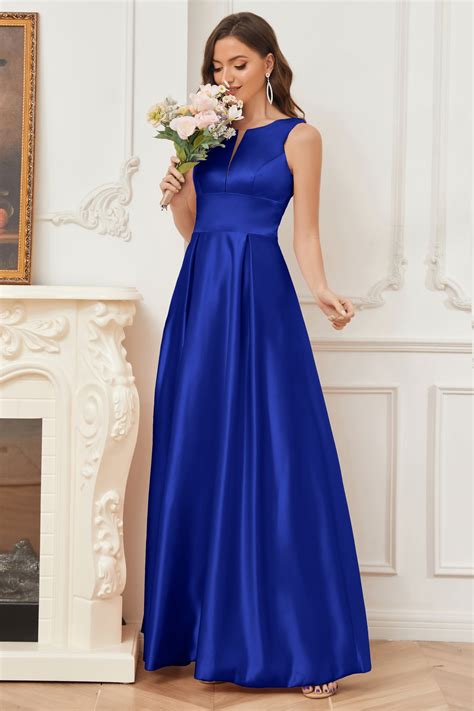 A Line Sleeveless Satin Long Bridesmaid Dresses With Pockets