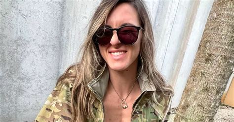 'World's most liked OnlyFans model' strips off to raise funds for army veterans - Daily Star
