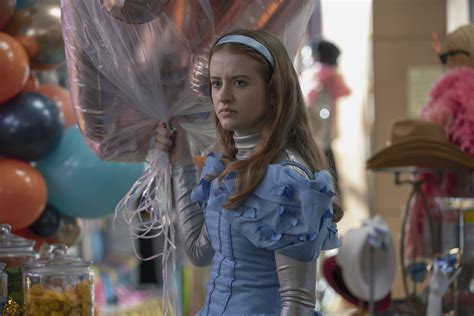 Nieuwe Trailer En Fotos Voor De Britse Originele Komedieserie