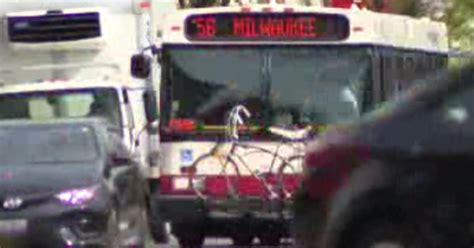 Girl 14 Attacked On Cta Bus Cbs Chicago