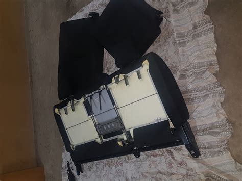 Откидная задняя сидушка )) — Toyota Hilux (8G), 2,8 л, 2019 года ...