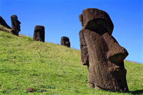 Where Is Moai Statues At Shawna Mchenry Blog