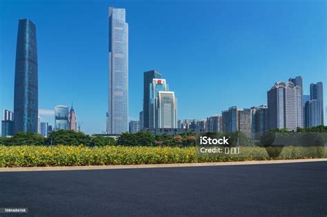 중국 광저우의 주강 양쪽에 있는 도시 스카이라인과 거리 풍경 0명에 대한 스톡 사진 및 기타 이미지 0명 강 개발
