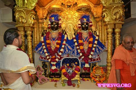 Siddheshwar Mahadev Abhishek Feb 14 2016 Swaminarayan Vadtal
