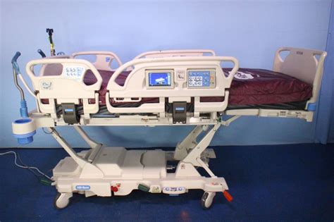 Refurbished Hill Rom Progressa Pulmonary P7500 Hospital Bed For Sale