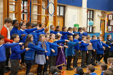 The Winns Primary School 3ed Class Assembly